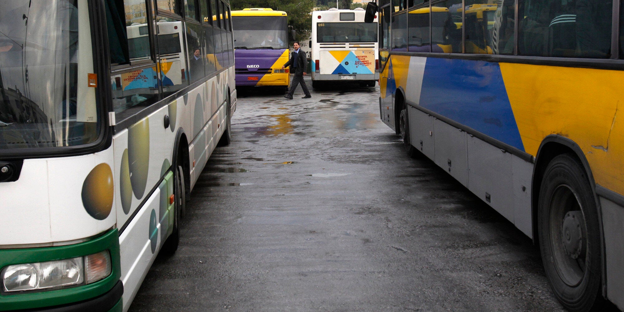 Εκδίδονται οι πρώτες ηλεκτρονικές κάρτες του ΟΑΣΑ - HuffPost - Ειδήσεις ...