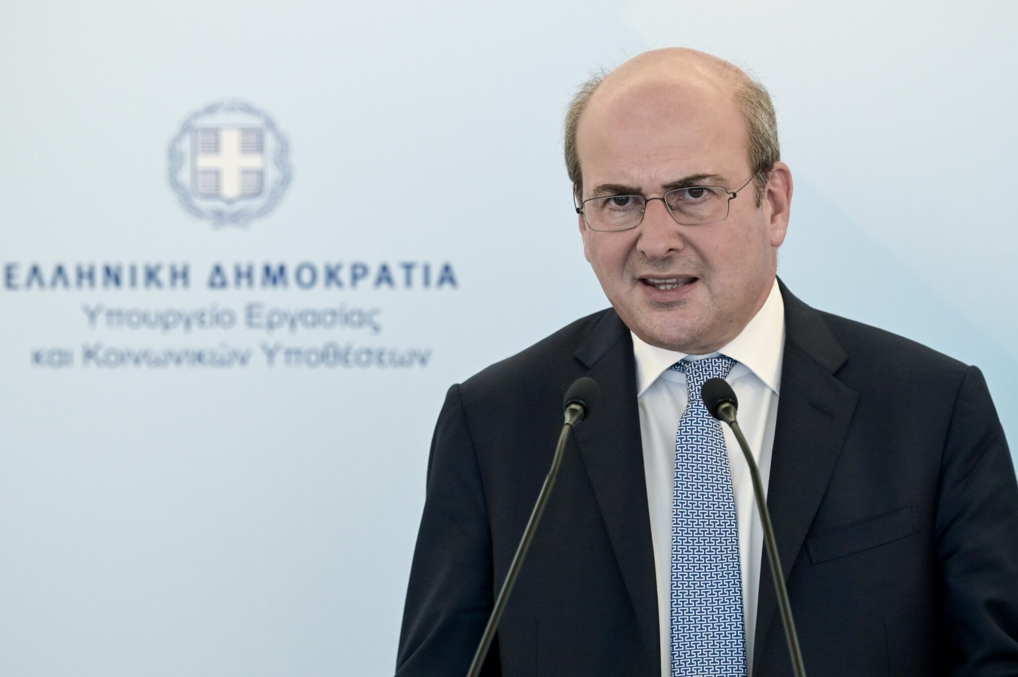 Τρεις μόνιμες αυξήσεις συντάξεων προανήγγειλε ο Κωστής Χατζηδάκης ...