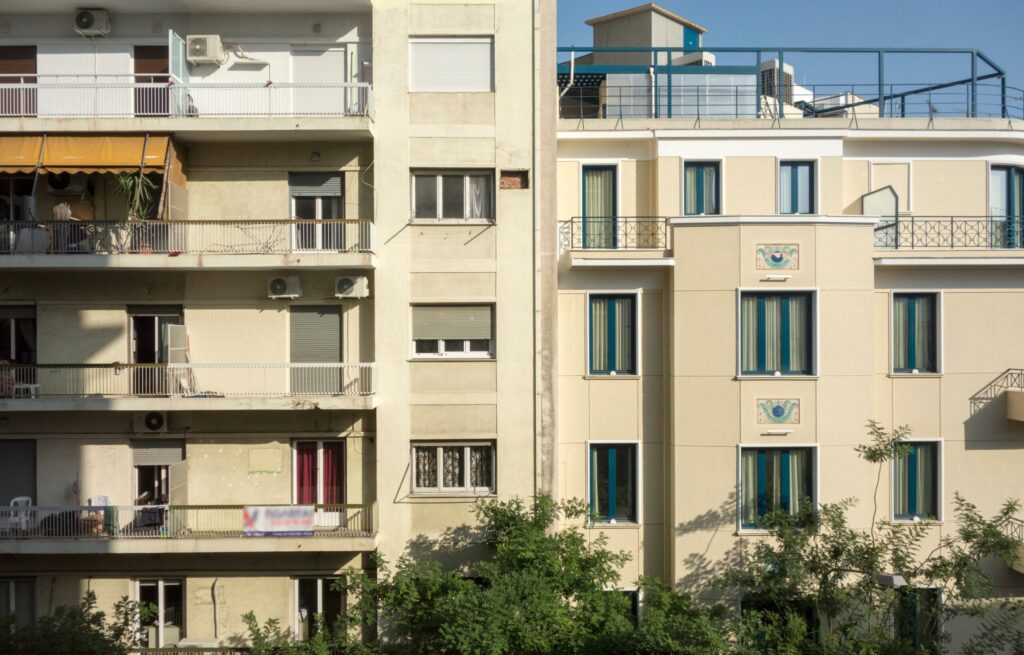 Απλοποίηση της διαδικασίας μεταβίβασης ακινήτων – Τι καταργείται, τι ...