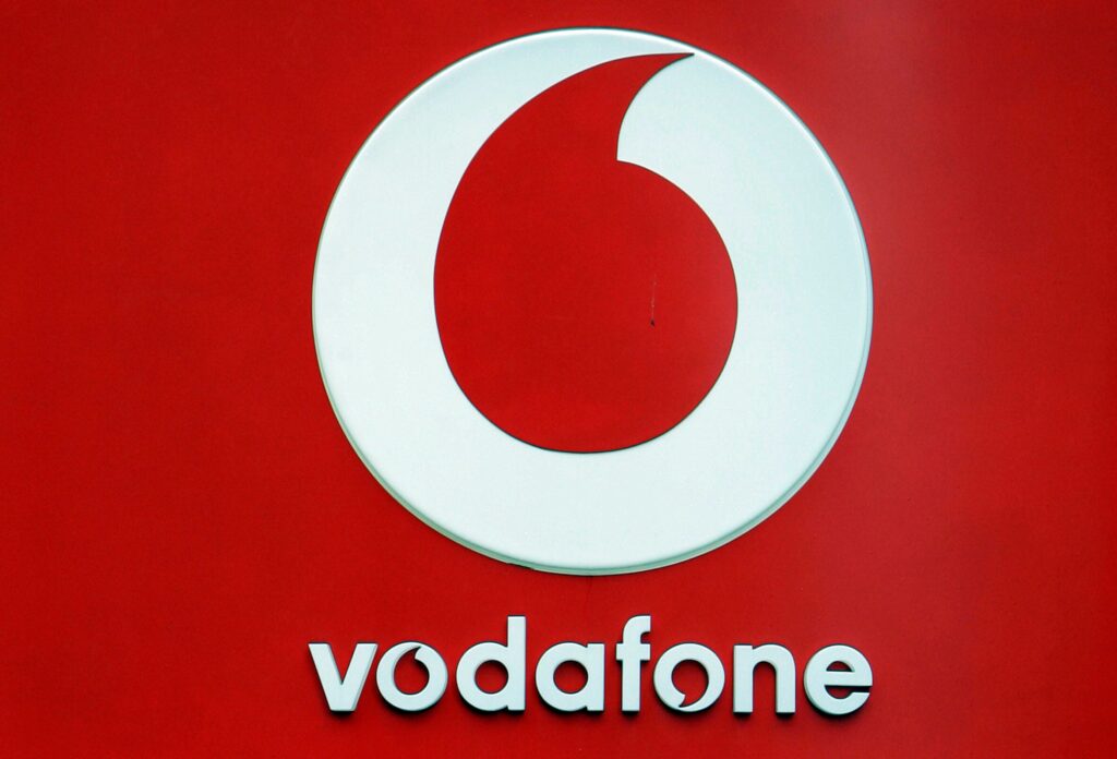 Vodafone: Ανακοίνωσε απολύσεις 11.000 εργαζομένων - Ποιες χώρες είναι ...