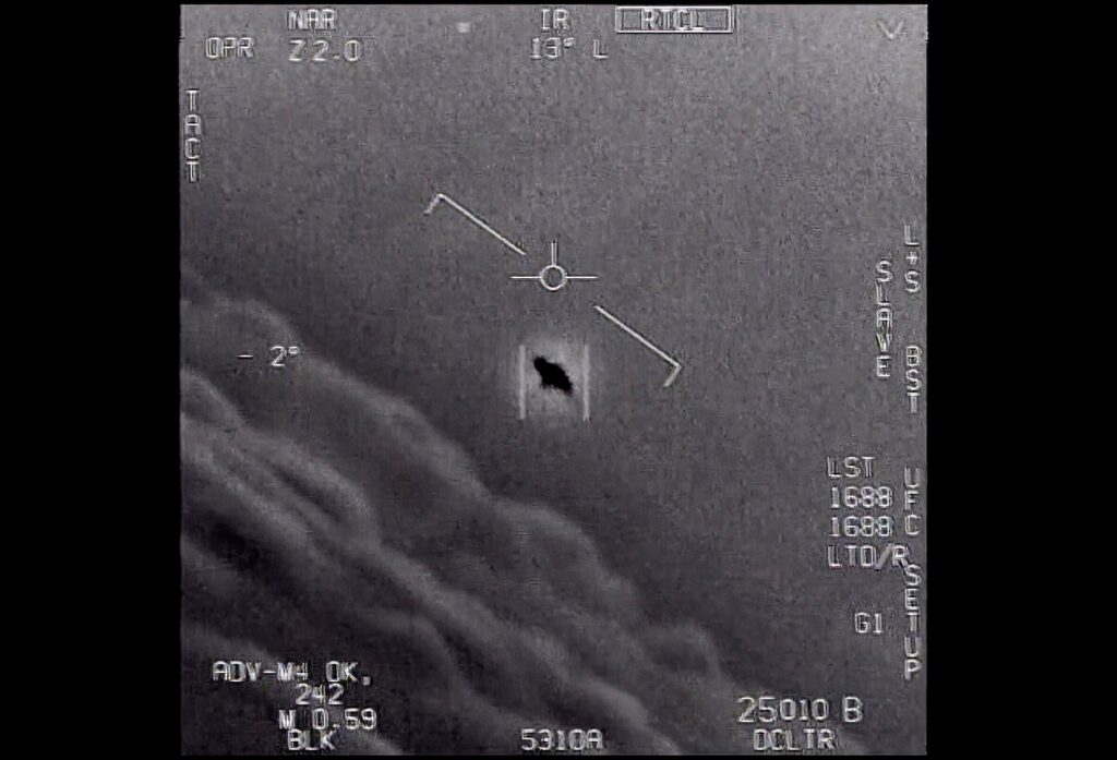 ΗΠΑ: Αν έχετε πρόγραμμα τεχνολογίας UFO αποκαλύψτε το, λέει πρώην ...