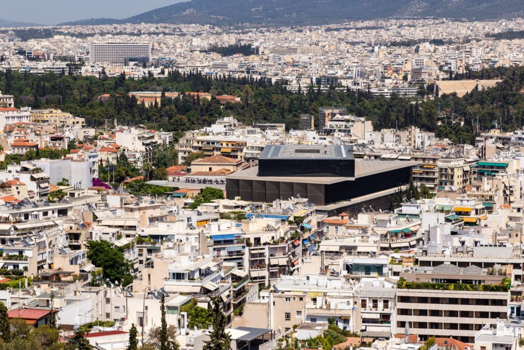 Ακίνητα: Εως και 70% από την πώληση παρακρατεί η εφορία και για ...