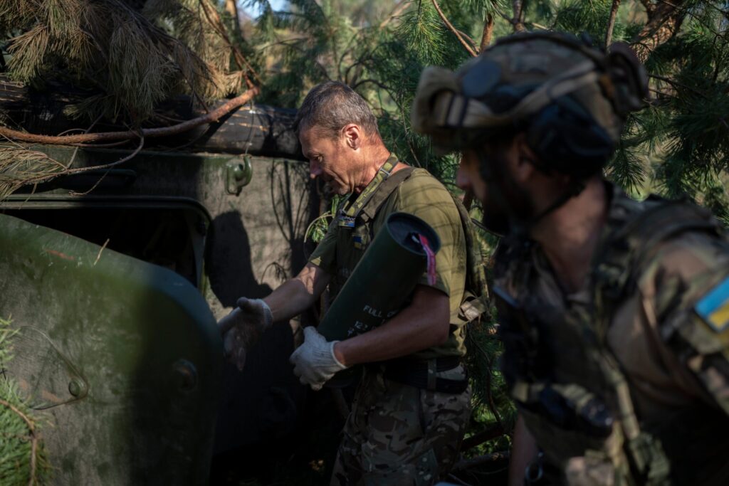 Guardian: Στρατηγός υποστηρίζει ότι το Κίεβο διέσπασε τη γραμμή άμυνας ...