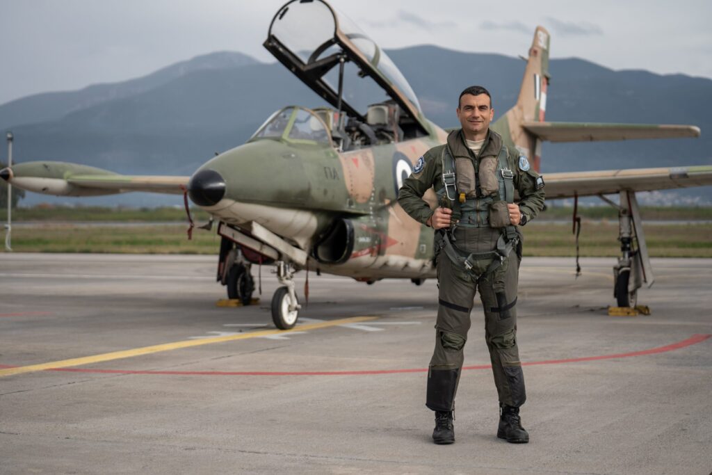 Νεκρός ο χειριστής του αεροπλάνου που έπεσε στη Καλαμάτα- τριήμερο ...