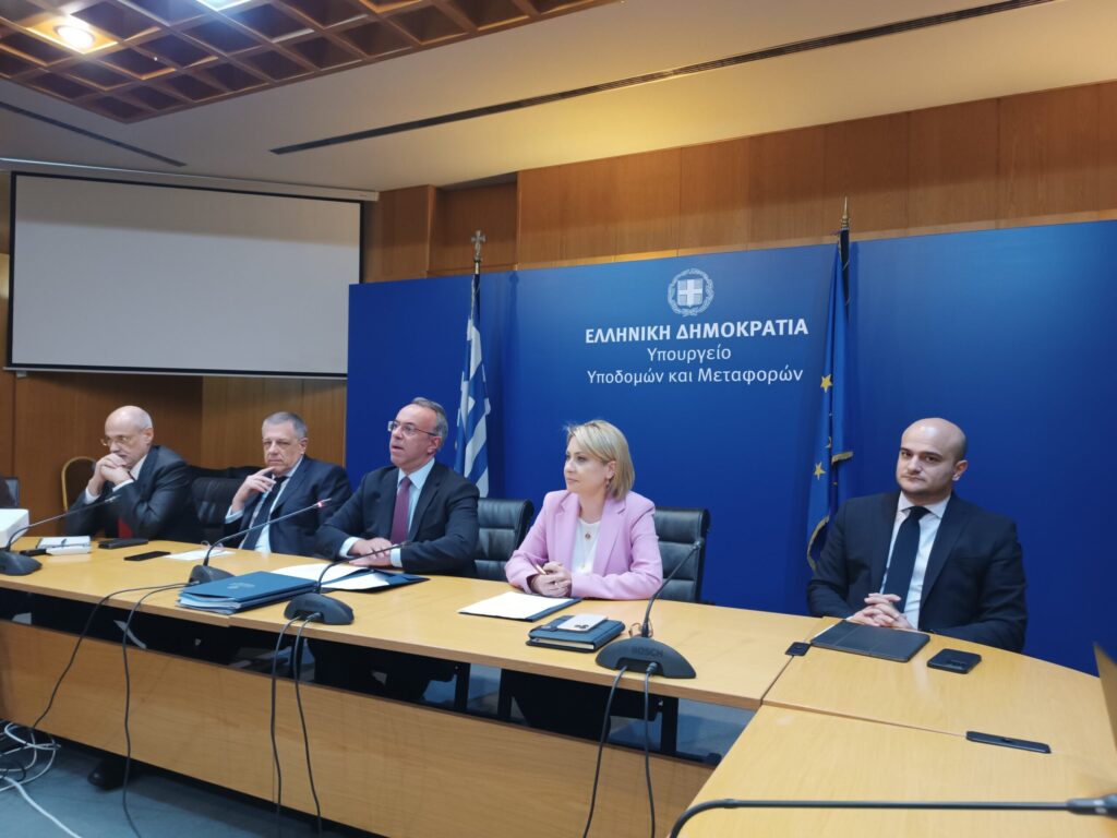 Σταϊκούρας: Αντιστοίχιση έργων με χρηματοδοτήσεις βάζοντας ...