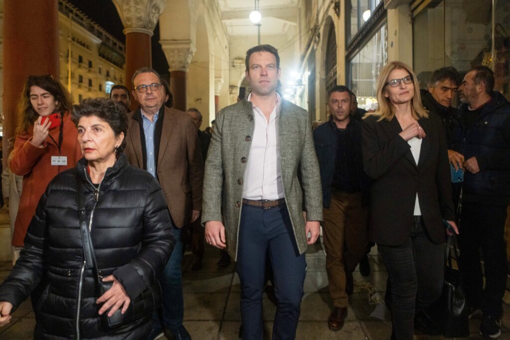 Θεσσαλονίκη: Διαμαρτυρία των ΛΟΑΤΚΙ - Ενταση και 16 προσαγωγές - Γιούχα ...