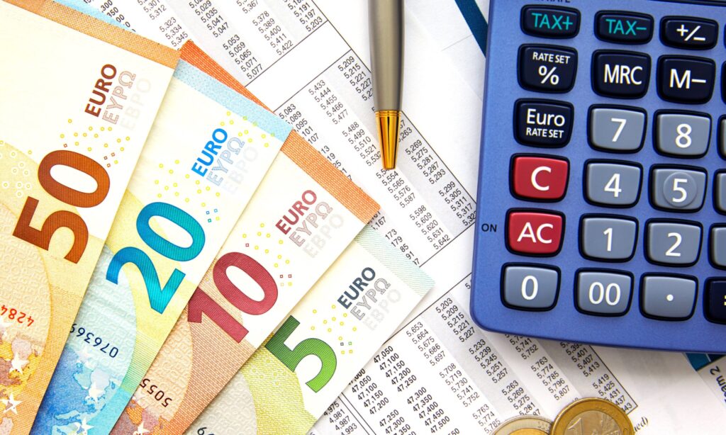 Στα 1.250 ευρώ ο μέσος φόρος των χρεωστικών εκκαθαριστικών για έναν ...