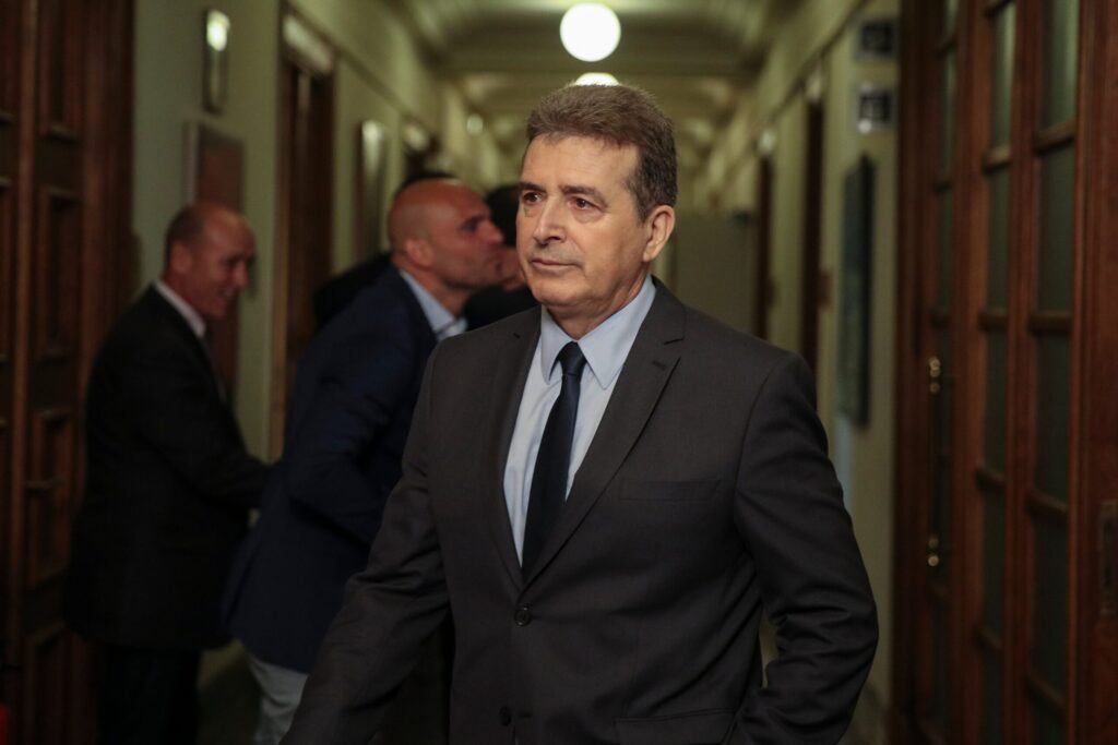 Χρυσοχοΐδης για αστυνομικό της Βουλής: «Είναι μία τρομακτική και ...
