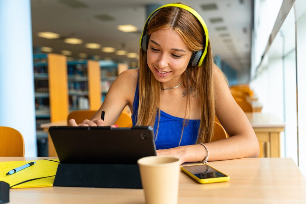 Πρεμιέρα για το eVivlio.gov.gr: Από Σαμαράκη μέχρι Σαίξπηρ και Όργουελ - HuffPost - Ειδήσεις και ...