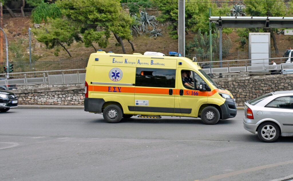 Τροχαίο στη Θεσσαλονίκη: Νεκρός 90χρονος οδηγός μοτοποδήλατου σε ...