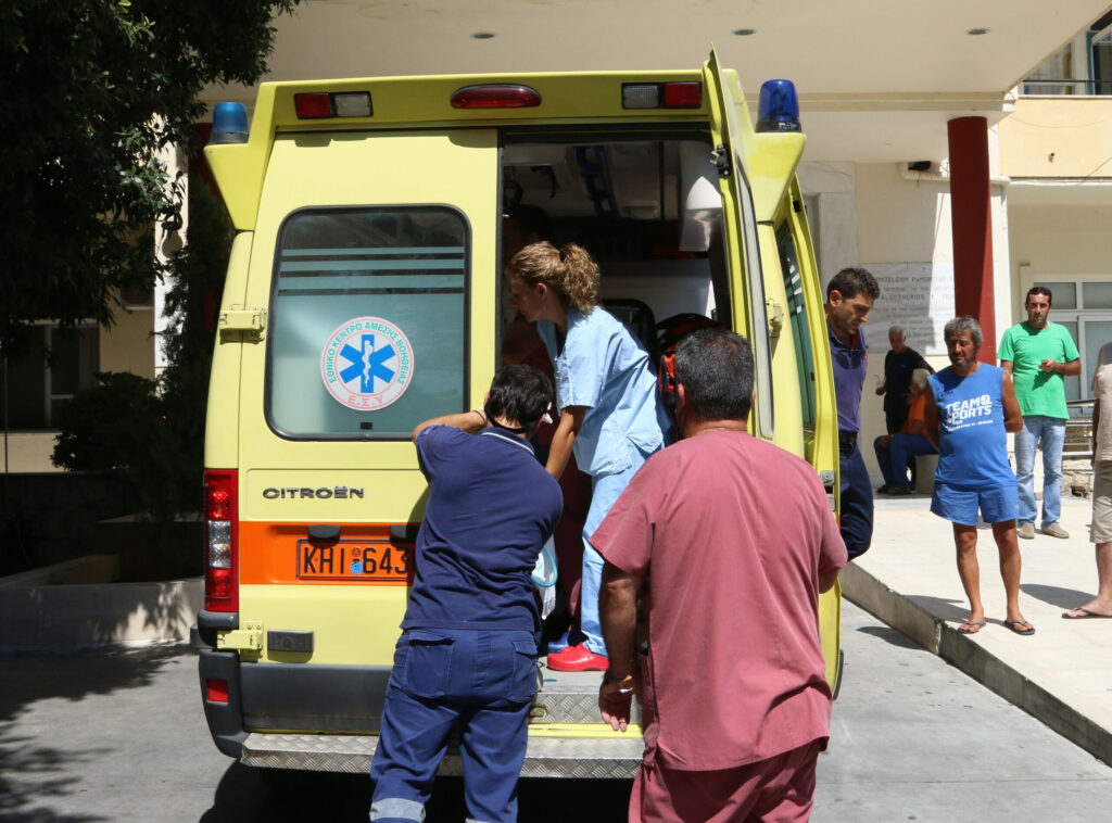 Ηράκλειο: 11χρονο παιδί ανασύρθηκε χωρίς τις αισθήσεις του από τη θάλασσα