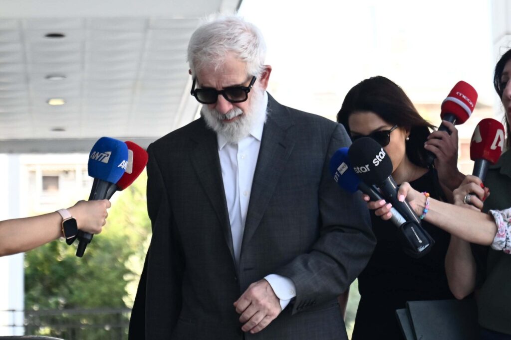 Πέτρος Φιλιππίδης: Φυλάκιση 3 ετών με αναστολή - Ενοχος για 2 απόπειρες ...