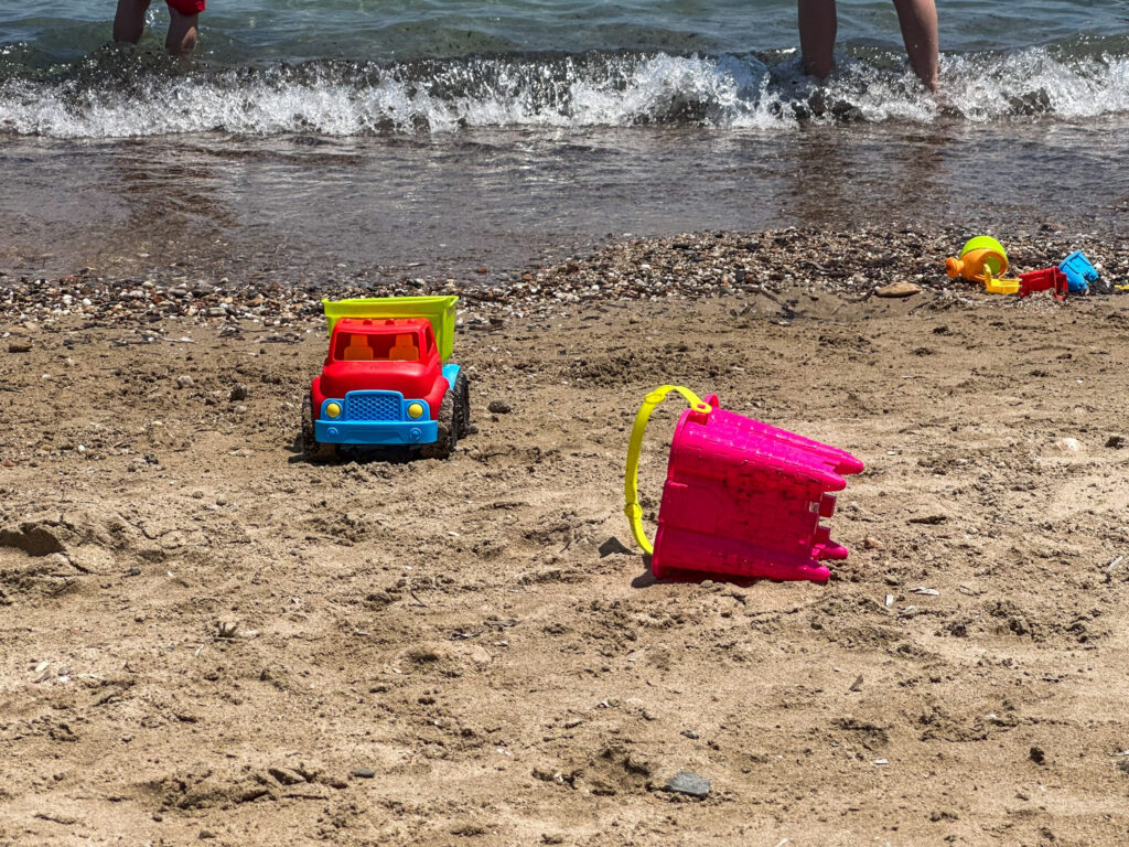 Παλαιό Φάληρο: Κορίτσι περίπου δύο ετών ξεβράστηκε νεκρό στην ακτή