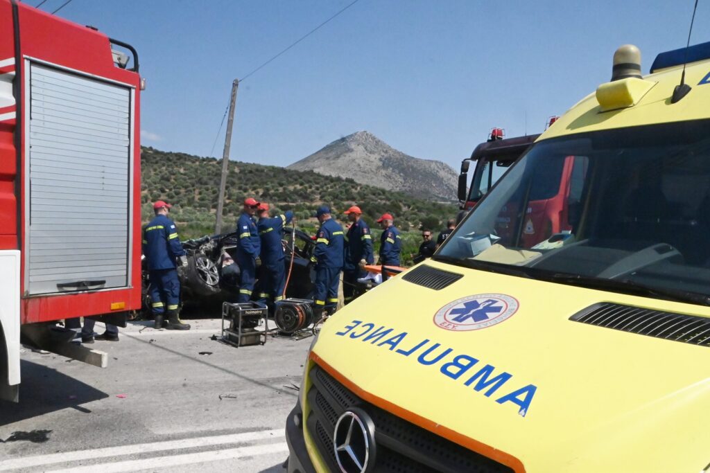 Δράμα: Τροχαίο δυστύχημα με έναν 21χρονο νεκρό και δύο τραυματίες