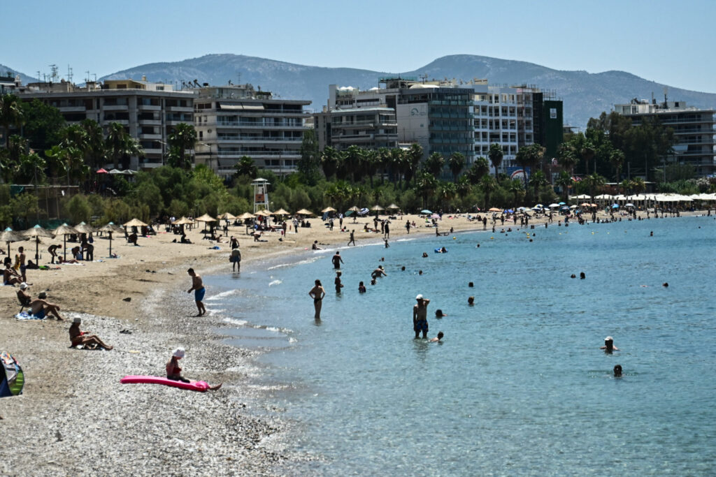 Θρίλερ με την υπόθεση του νεκρού παιδιού στο Παλαιό Φάληρο - Έκκληση ...