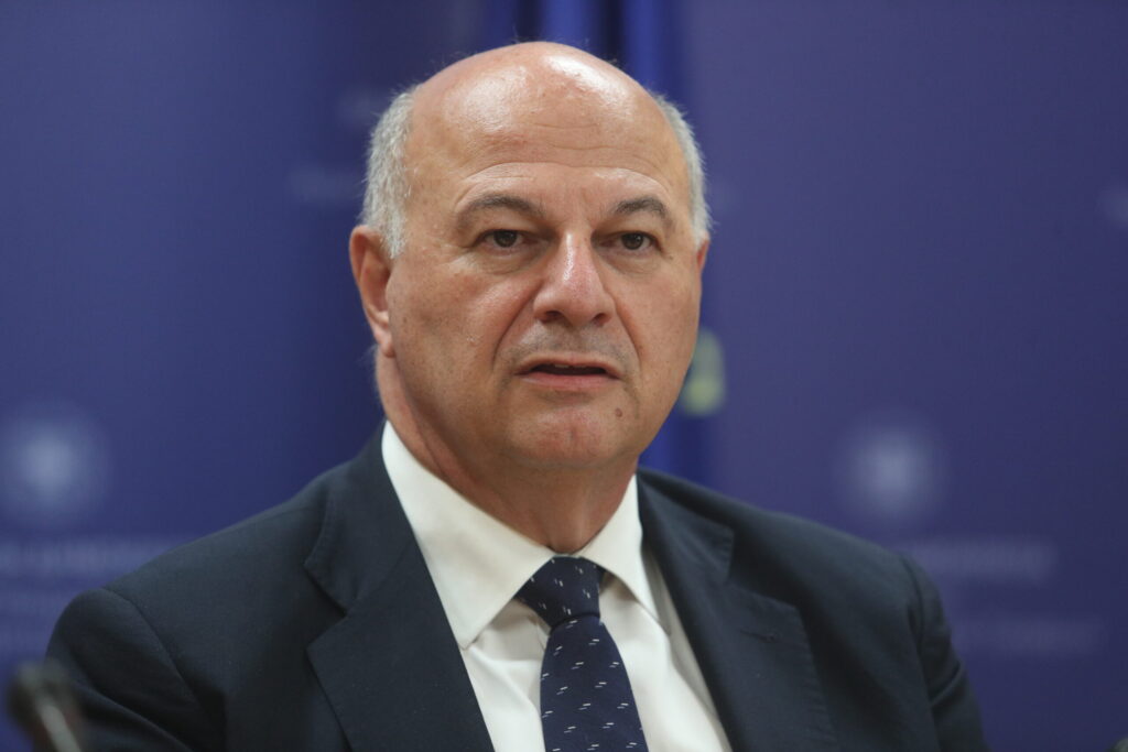 Νέες αποκαλύψεις σοκ για το σκάνδαλο ΟΠΕΚΕΠΕ: 30.000 αγρότες - 49.000 ...