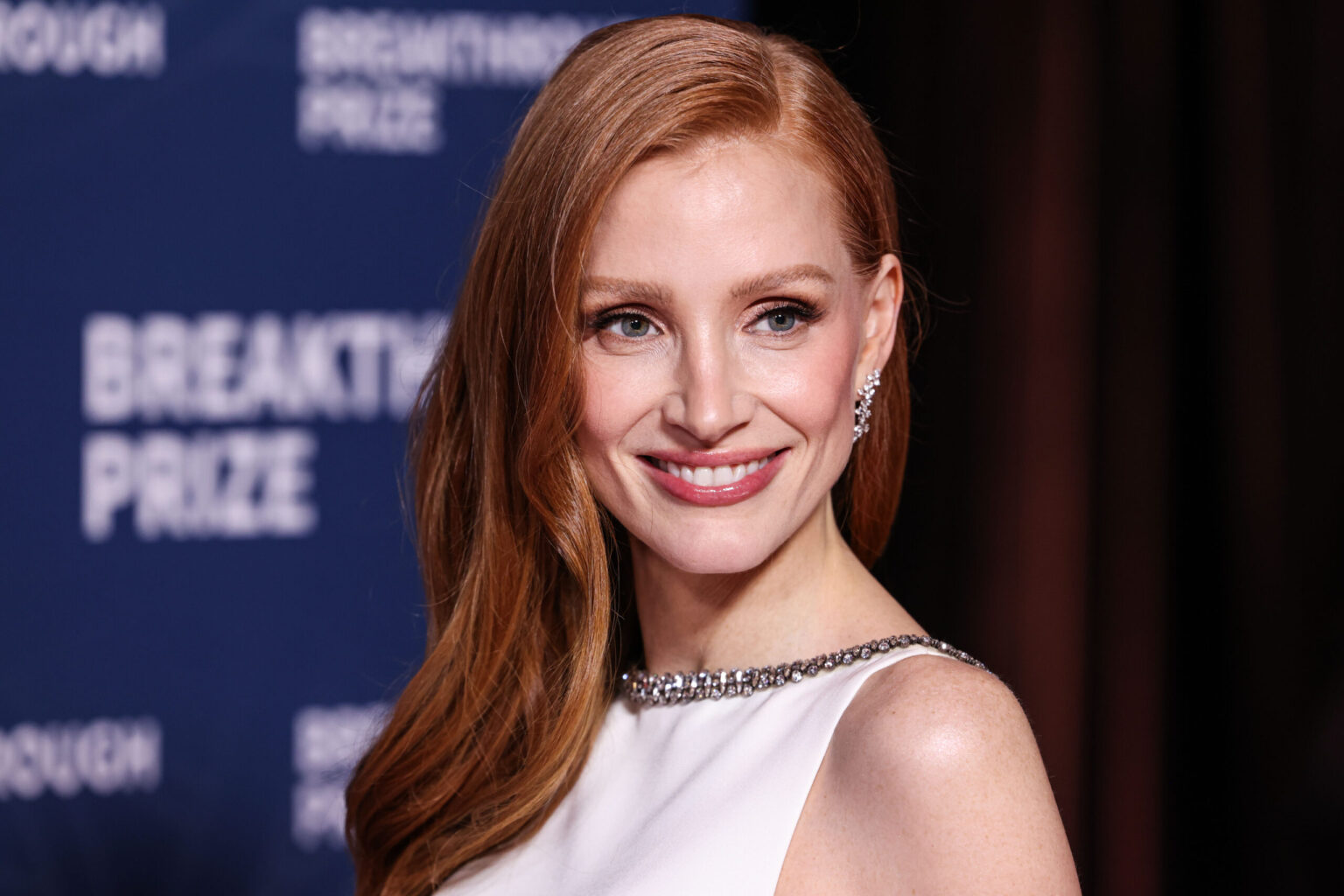 «The Savant»: Η Τζέσικα Τσάστεϊν κυνηγάει εξτρεμιστές στη νέα σειρά της ...