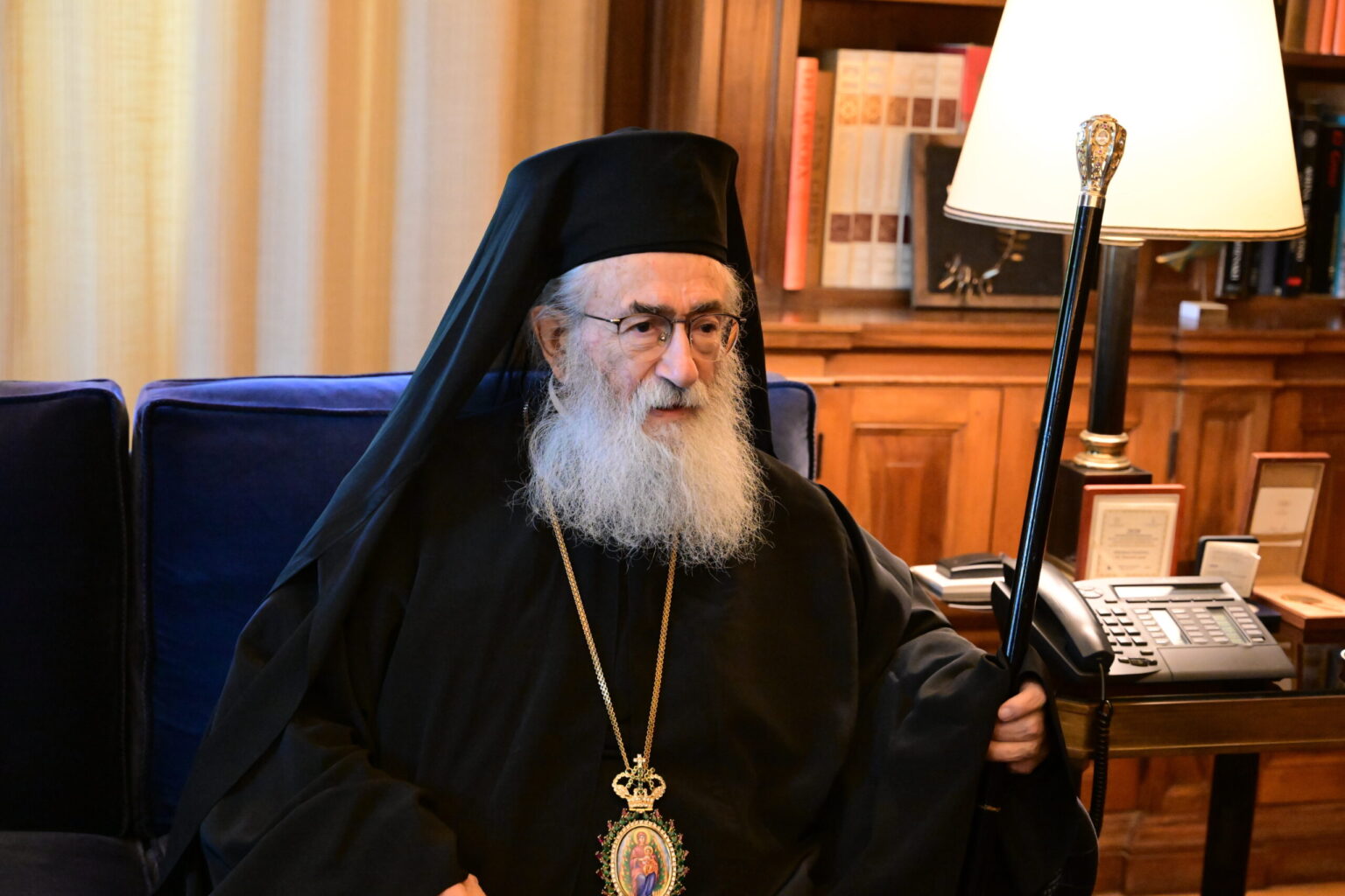 Δραματικές εξελίξεις στη Μονή Σινά- Αρχιεπίσκοπος Δαμιανός: «Αισθάνομαι ...
