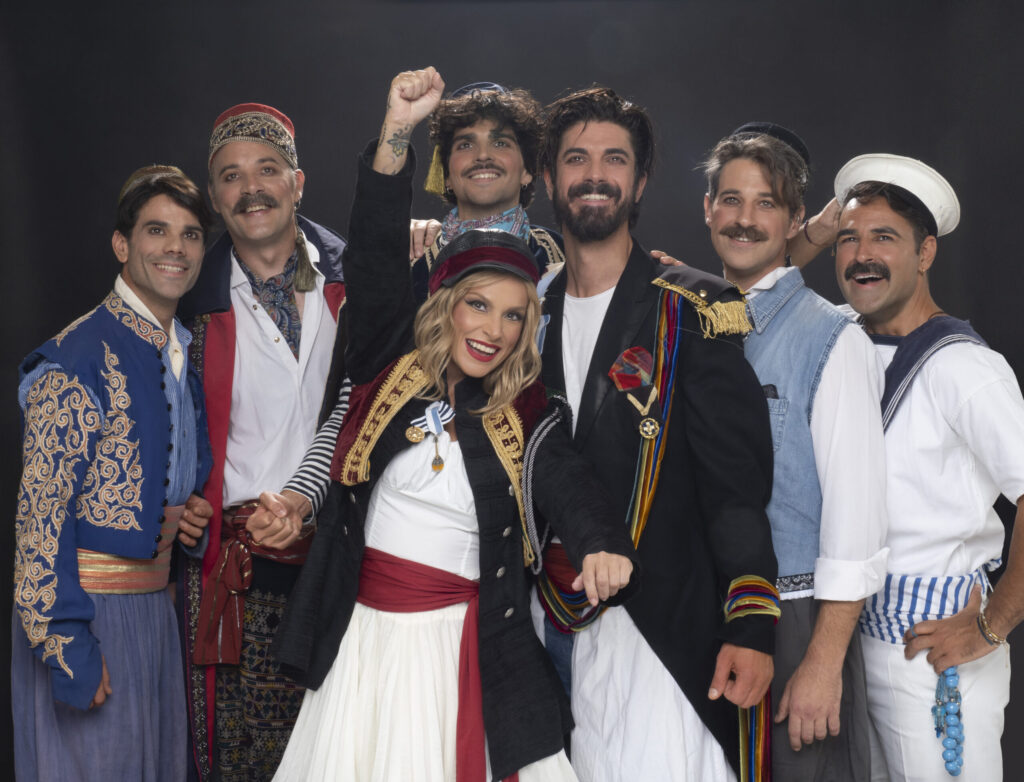 Πρώτες φωτογραφίες από «Το Μεγάλο μας Τσίρκο» του Καμπανέλλη σε μουσική ...