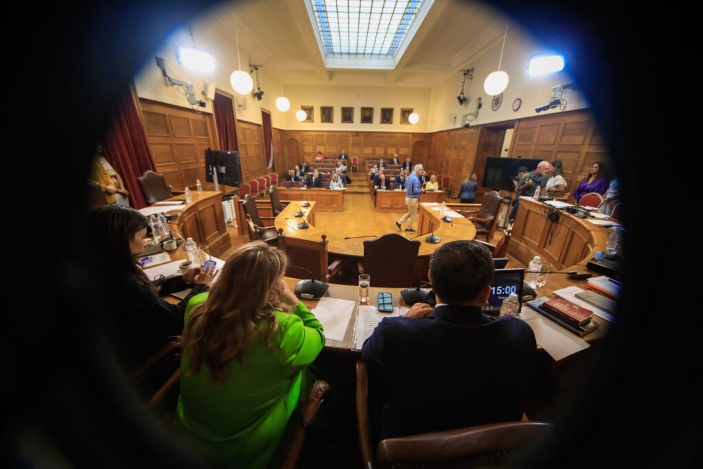 Σκάνδαλο ΟΠΕΚΕΠΕ: Οι λίστες με τους προτεινόμενους μάρτυρες των ...