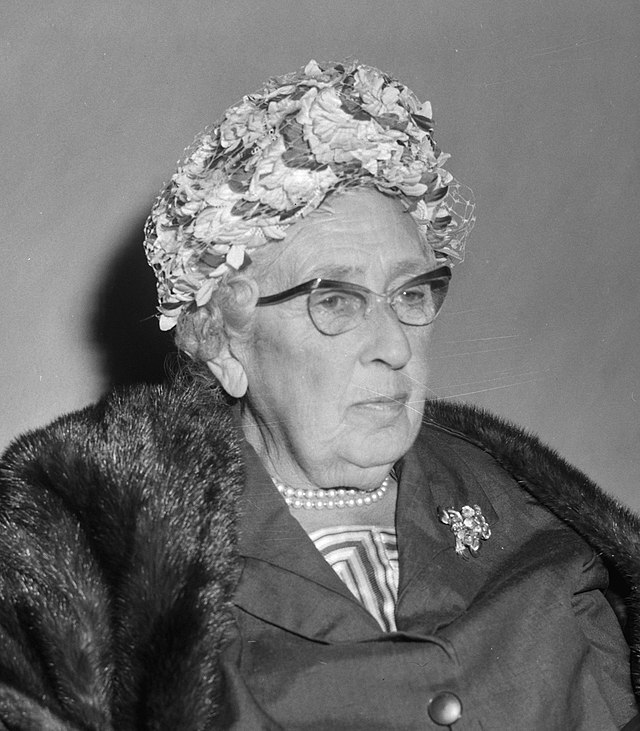Αγκαθα Κρίστι: Οι περιπέτειες του Ηρακλή Πουαρό και της Μις Μαρπλ για ...
