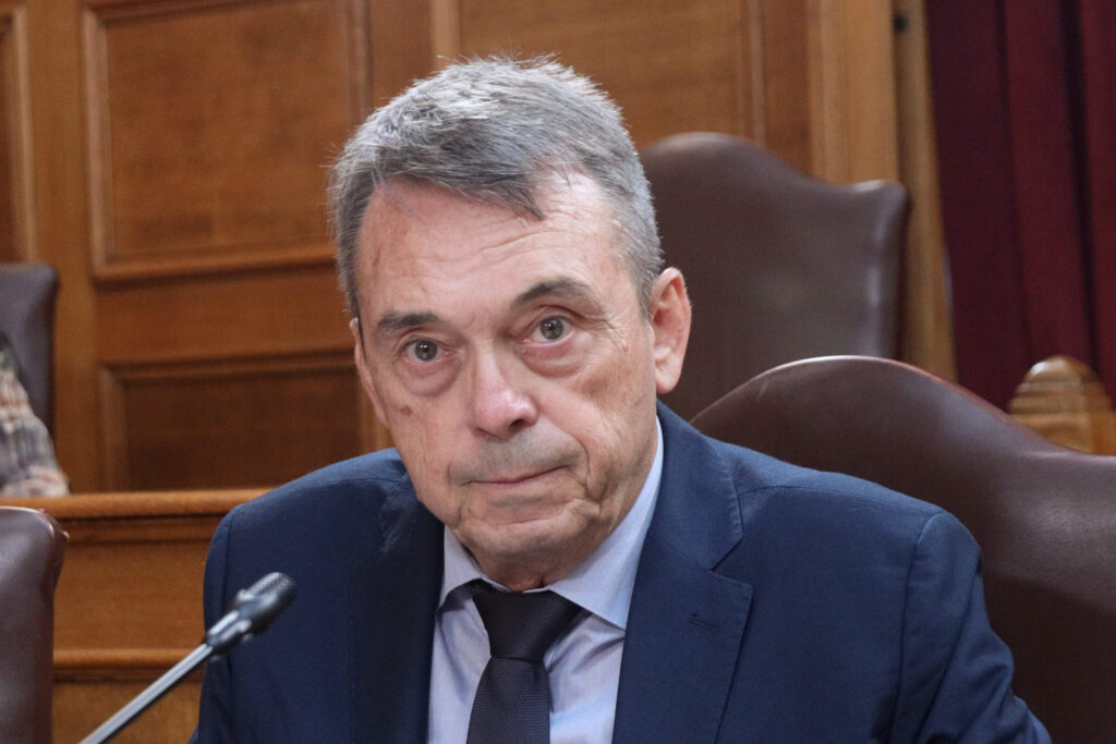 ΟΠΕΚΕΠΕ: Άδειασμα στον Βορίδη από τον πρώην πρόεδρο Γρ. Βάρρα - «Ήθελε ...
