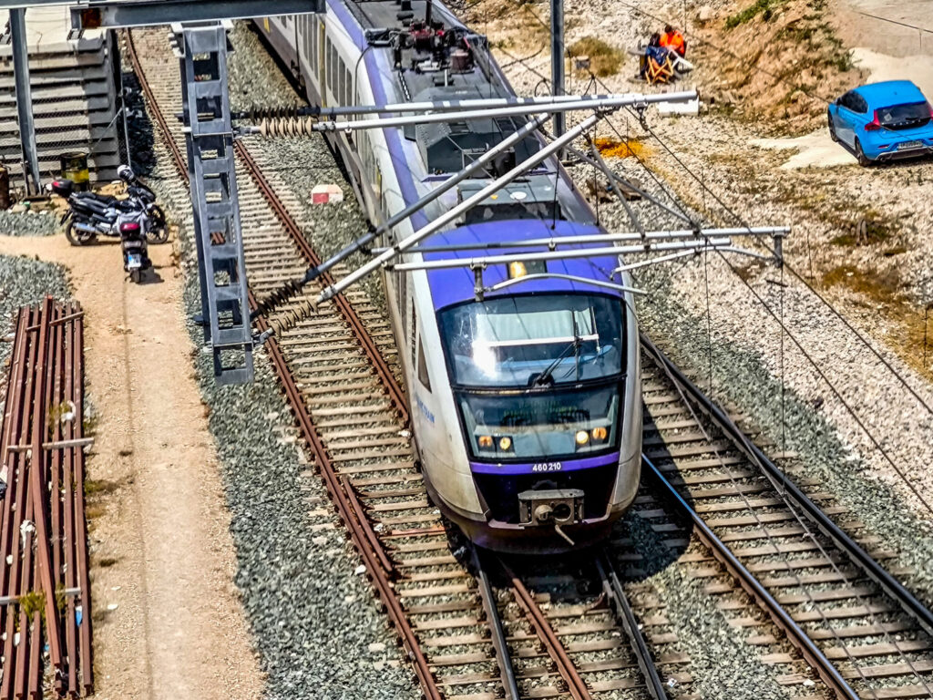 Κυρανάκης: «Η απόδειξη ότι το τρένο ουδέποτε εισήλθε στην αντίθετη ...