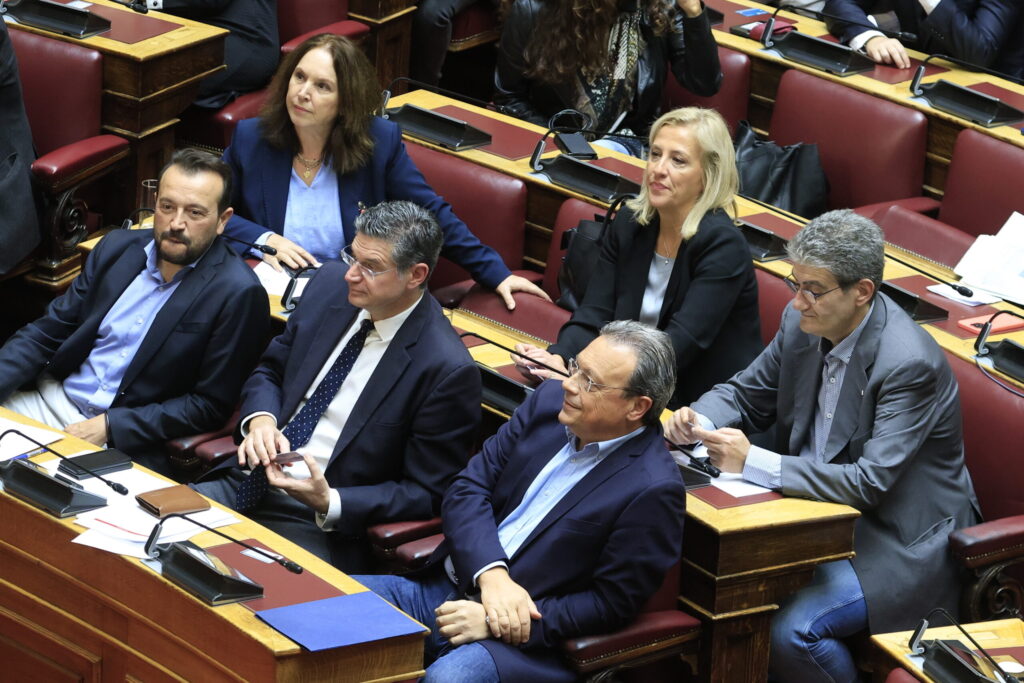 ΣΥΡΙΖΑ: Γιατί δεν προχωρά η κατασκευή του μνημείου των φοιτητών ...