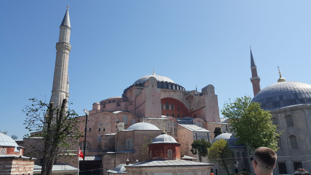 Αγία Σοφία - Σαν σήμερα 27 Δεκεμβρίου 537 τα εγκαίνια – θυρανοίξια: Η ...