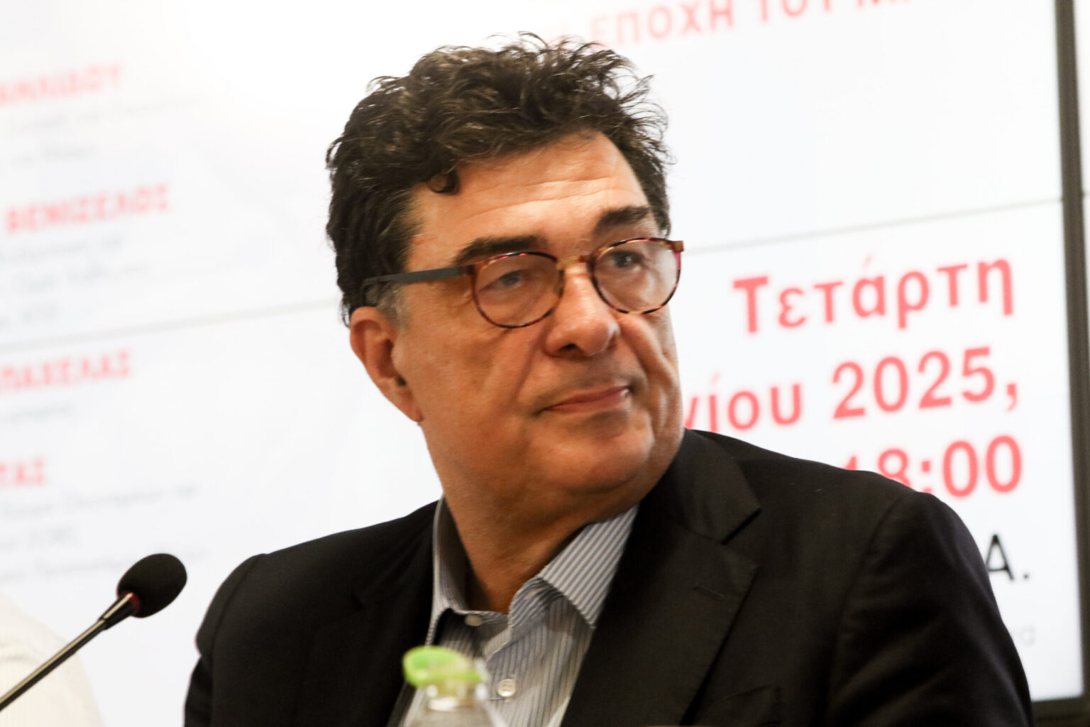 Αλέξης Παπαχελάς: Αναφέρεται σε άρθρό του για τη μάχη που δίνει με τον ...
