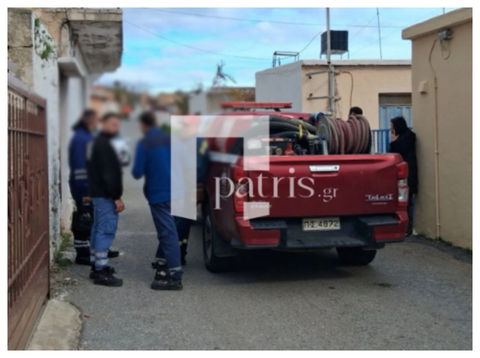 Τραγωδία στο Ηράκλειο: Νεκρός στον διάδρομο του σπιτιού του 34χρονος ...