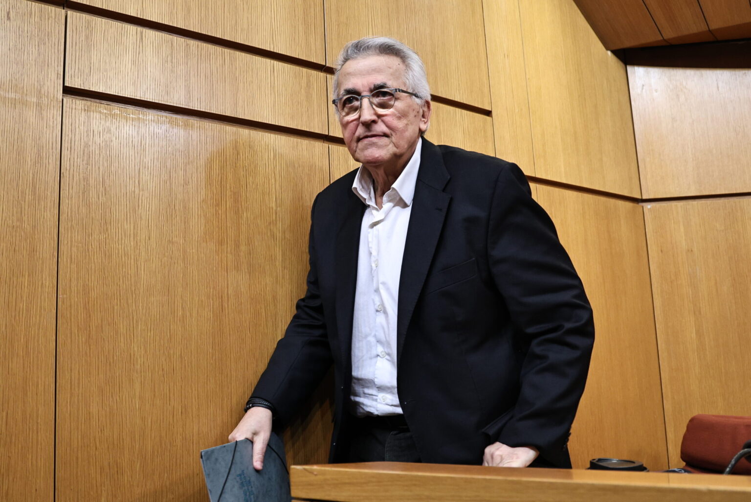 Ο Ήλιος, η Γη και οι άλλοι πλανήτες... - HuffPost - Ειδήσεις και ...