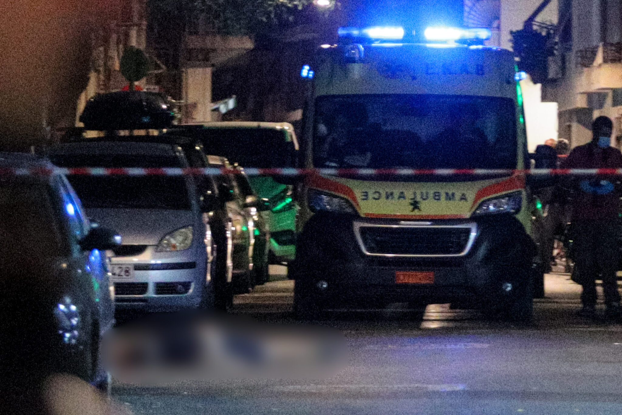 Παγκράτι: Αναβάτης μηχανής επιτέθηκε σε 23χρονη και της έσπασε το πόδι ...